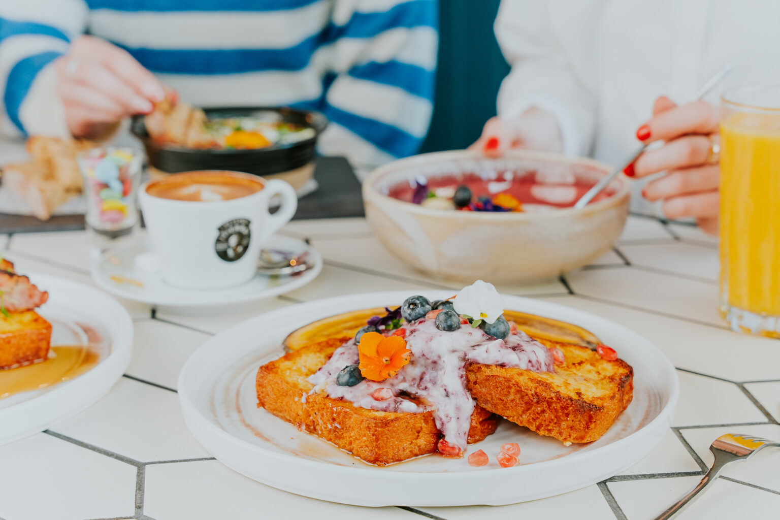 Ultimate List of Fabulous Bottomless Brunch Norfolk Choices